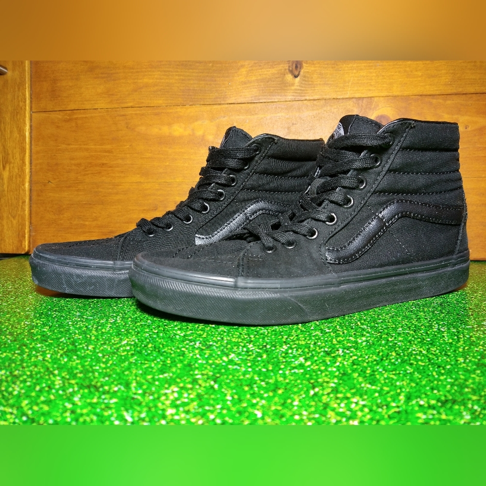 Black High Top Vans - Gem